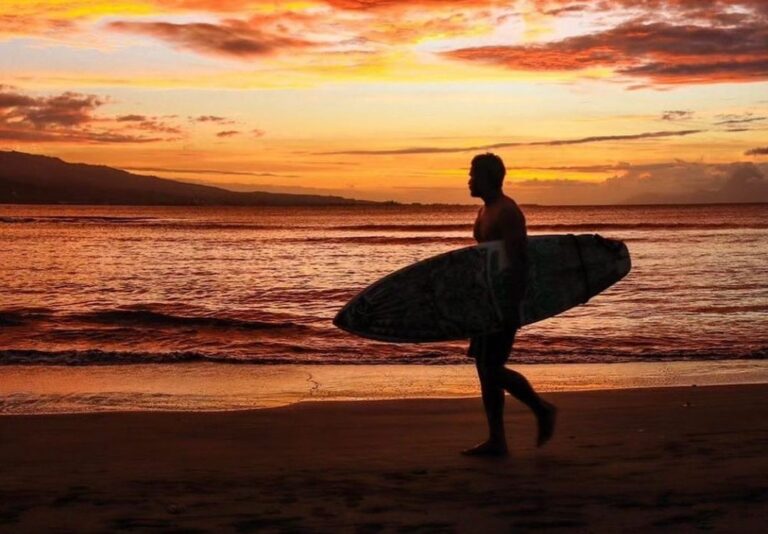 The History of Surfing: From Ancient Roots to Modern Waves - Unique Tahiti